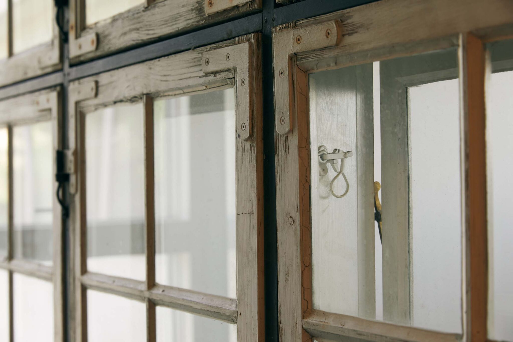 【特集｜場をひらく】vol.9：徳武睦裕｜見えないものを大切にする、北欧スタンダードをこの場所から | MEANWHILE