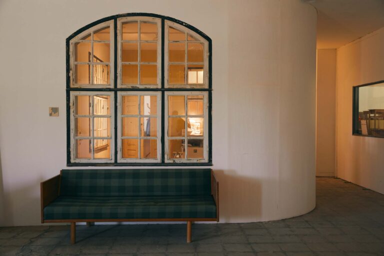 【特集｜場をひらく】vol.9：徳武睦裕｜見えないものを大切にする、北欧スタンダードをこの場所から | MEANWHILE