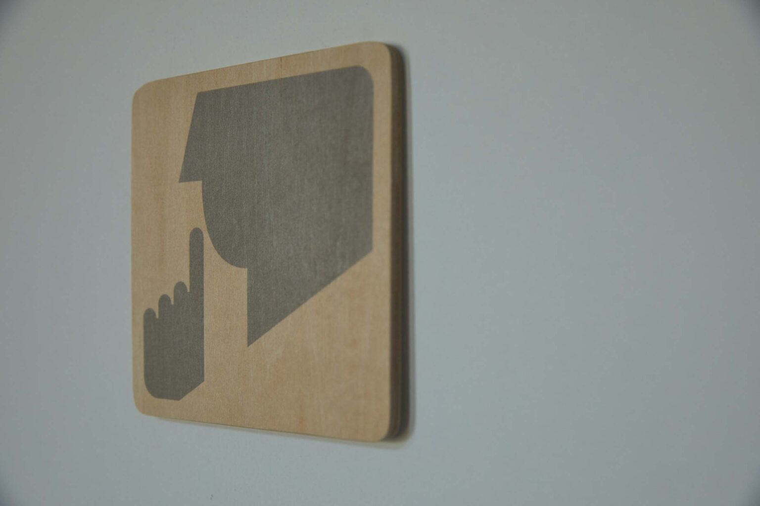 【特集｜場をひらく】vol.9：徳武睦裕｜見えないものを大切にする、北欧スタンダードをこの場所から | MEANWHILE